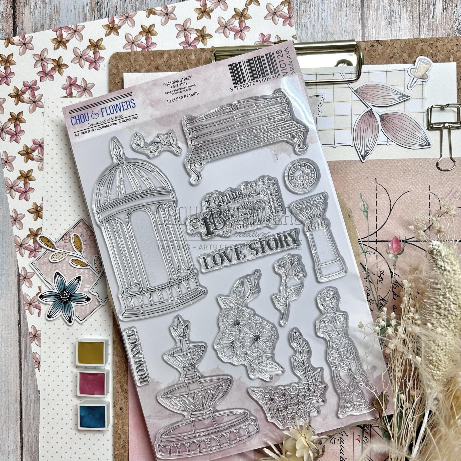 tampons d'une boutique pour le scrapbooking, la carterie et l'artjournal